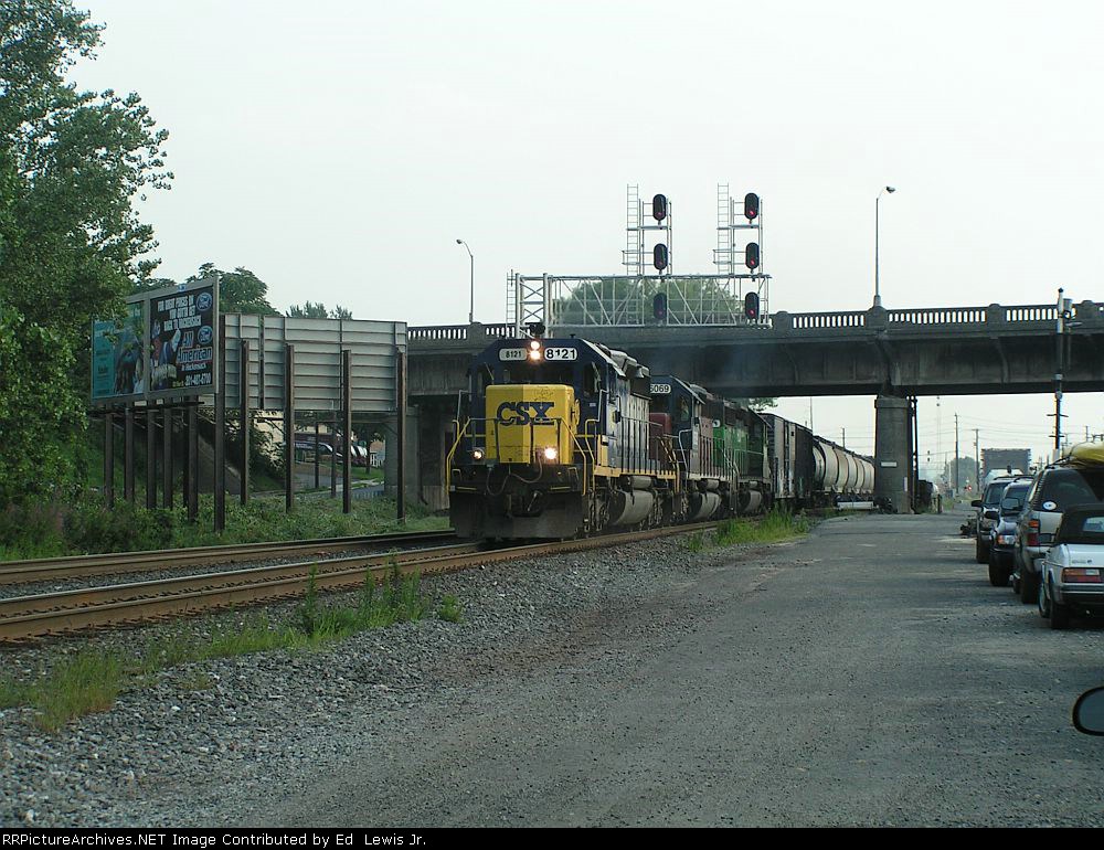 CSX 8121